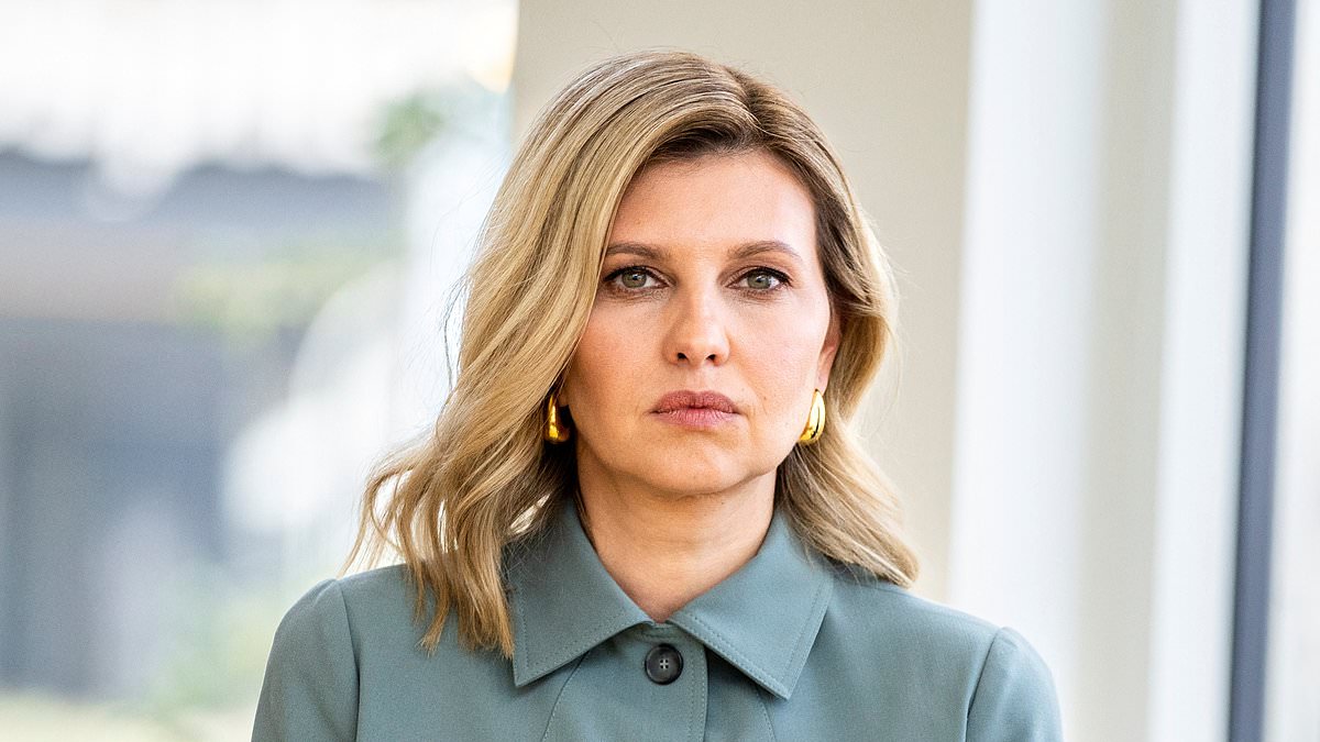 First Lady of Ukraine Olena Zelenska visits a hospital in Denmark ...